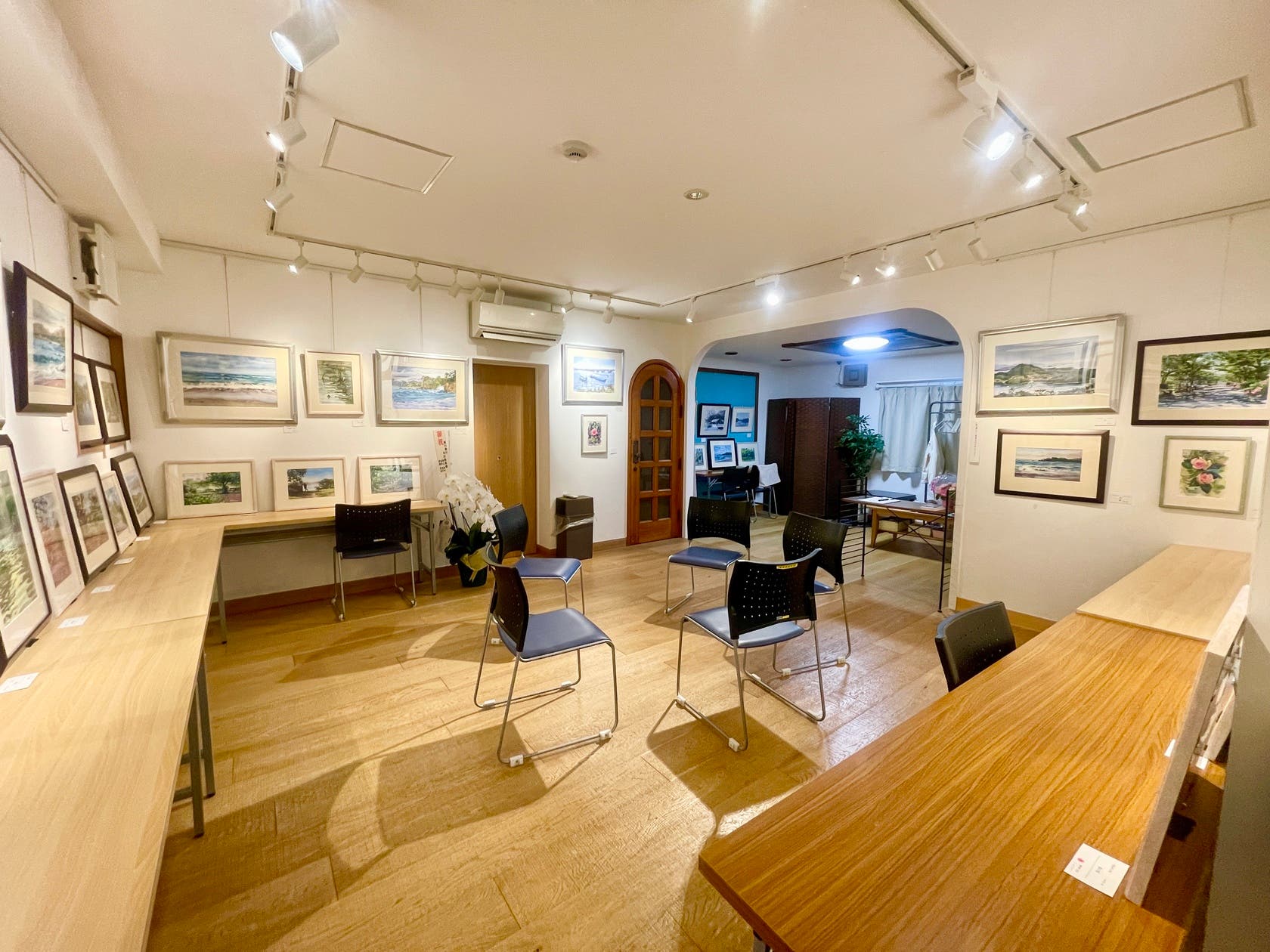 【上限15名様】様々な用途で使いやすいレンタルスペース(^｡^)ぎゃらり～animoの写真20