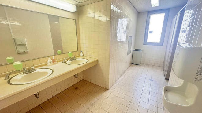 【仙台駅から徒歩4分】仙台あおば通店 5階ミーティングルーム【少人数の商談や面接に最適、カフェコーナー有】の写真7