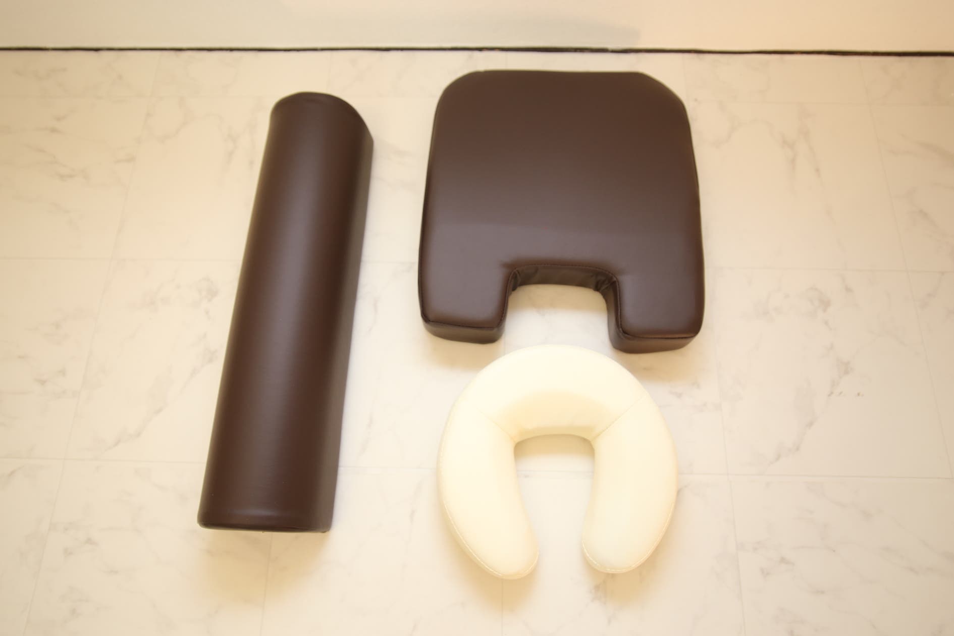 【赤羽駅5分】加湿器導入/電動昇降ベッド有孔/完全個室✨/とにかく広い！😊/待合室＋施術室完備！/Rainbowの写真20