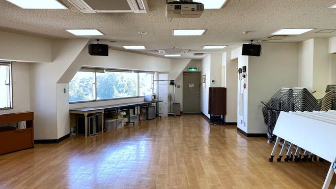 【国立駅徒歩5分】スペースコウヨウ6Fは セミナー形式の配置が可能!会議やセミナー、さらにはパーティーなどにも使えるの写真2