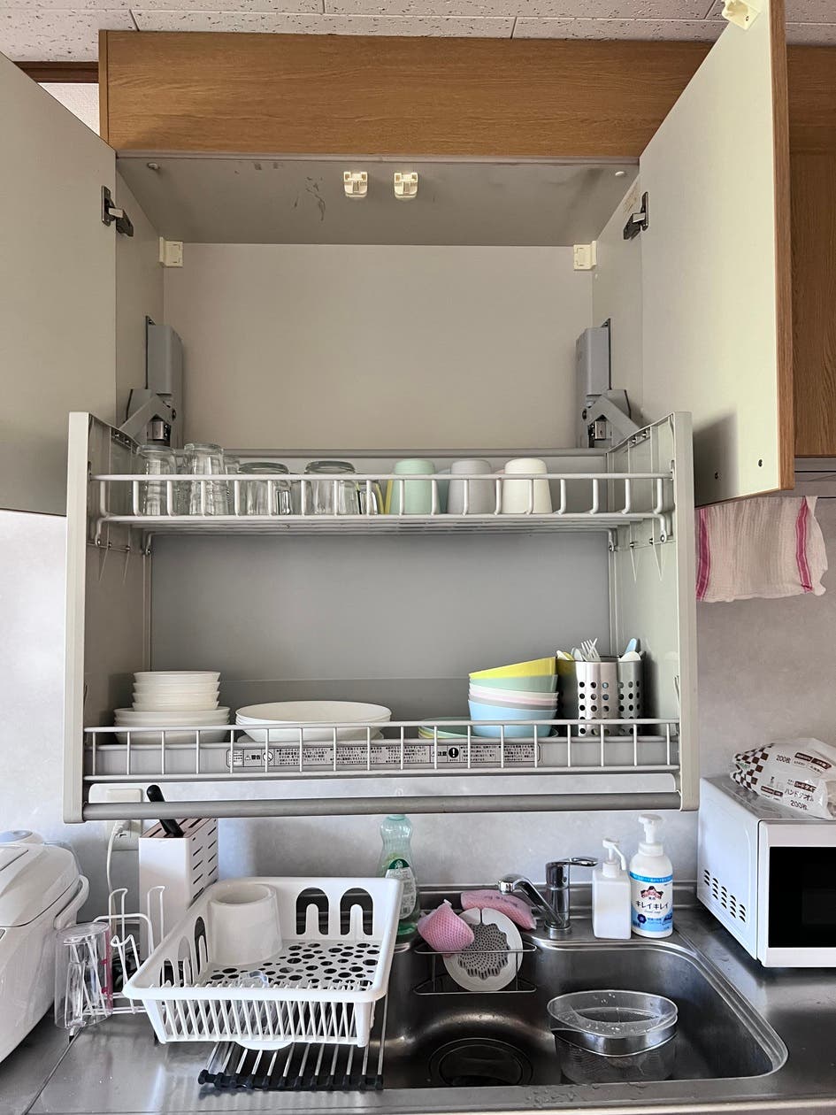 【子ども用備品が充実】アンティークドアと緑の外壁がかわいい古民家モダンな路面の広々土間スペース！の写真17