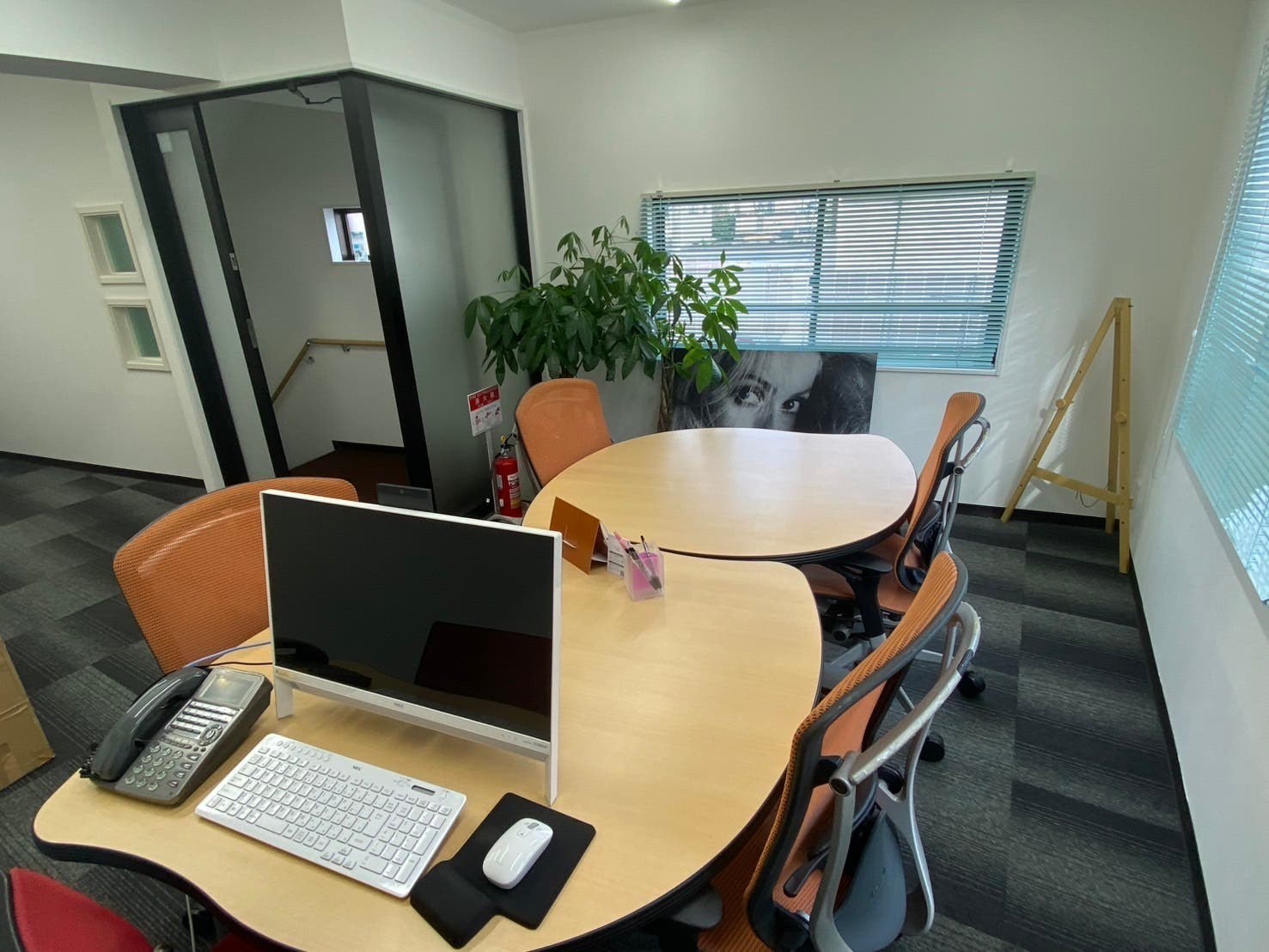 西武新宿線　新井薬師駅徒歩15秒の写真8