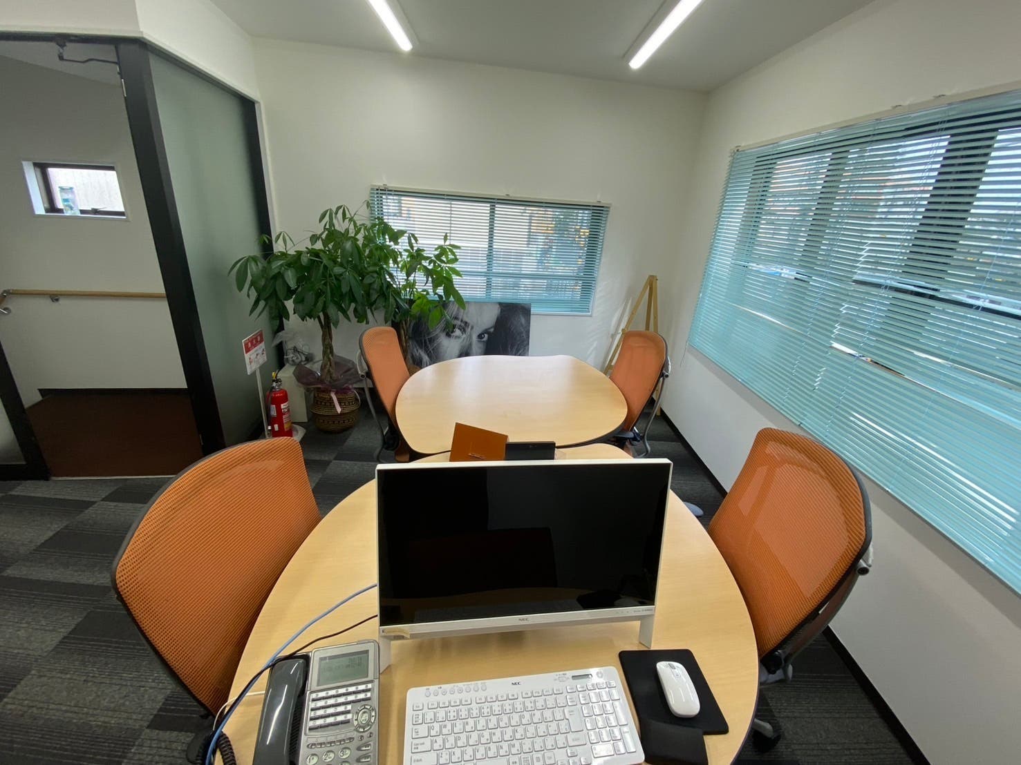 西武新宿線　新井薬師駅徒歩15秒の写真9