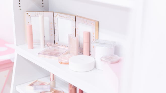 かわいいイルミネーション、女子ゲーミング部屋で可愛い撮影、MVやポートレートやコスプレ、オフ会や女子会、本人不在の誕生日会も!の写真16