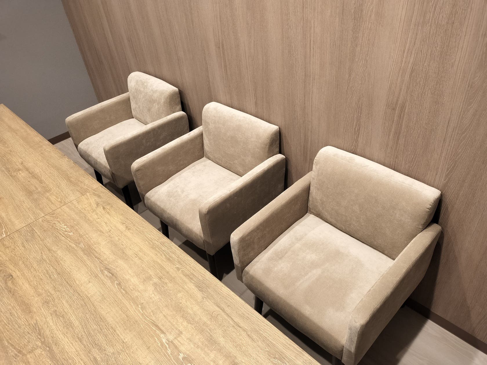 【カフェ風会議室】飲食物持込OK、ゴミ処理無料✨コピー10枚,WiFi,プロジェクター無料🎥長時間利用はドリンクサービス有🥤の写真6