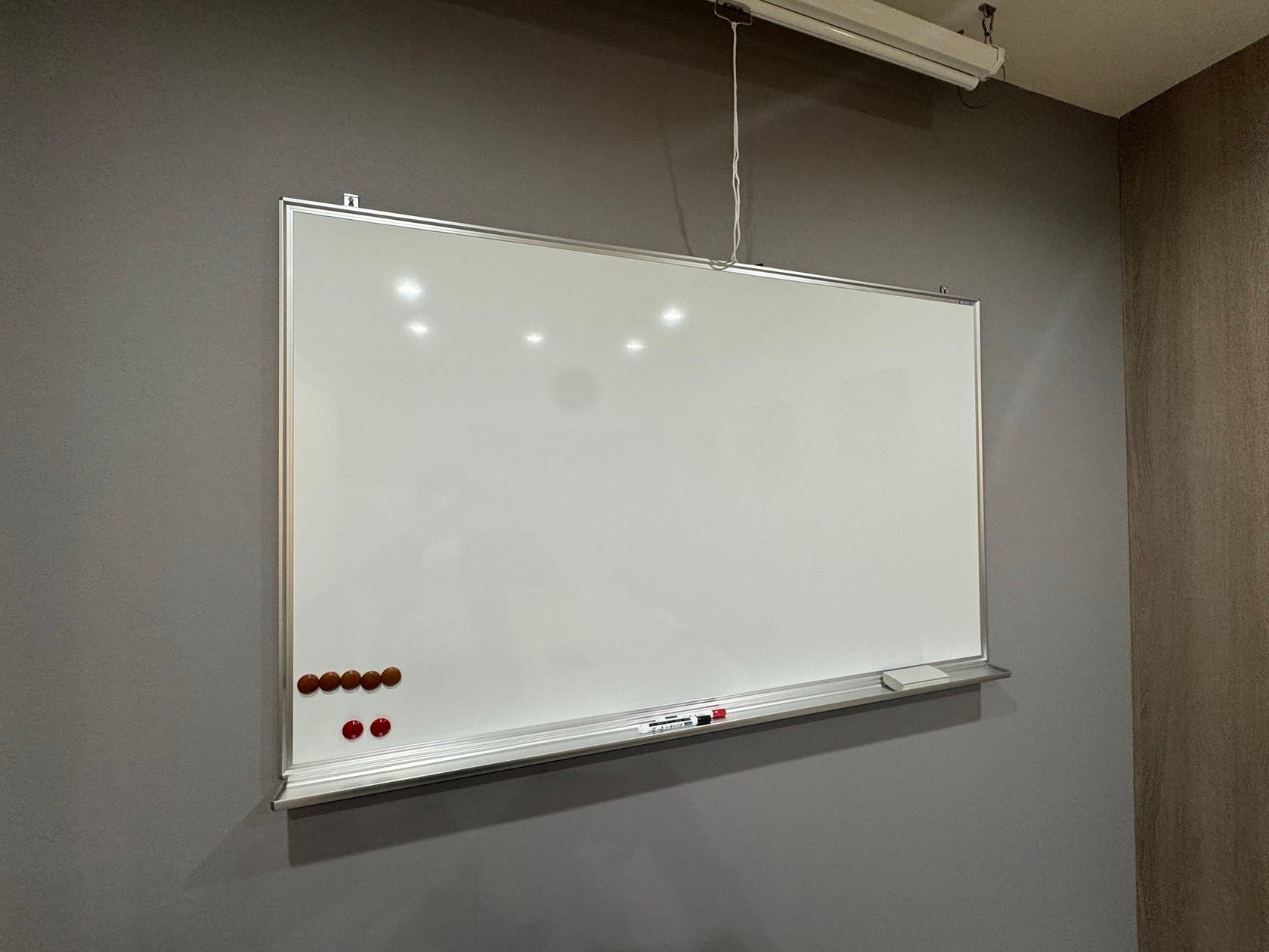 【カフェ風会議室】飲食物持込OK、ゴミ処理無料✨コピー10枚,WiFi,プロジェクター無料🎥長時間利用はドリンクサービス有🥤の写真17