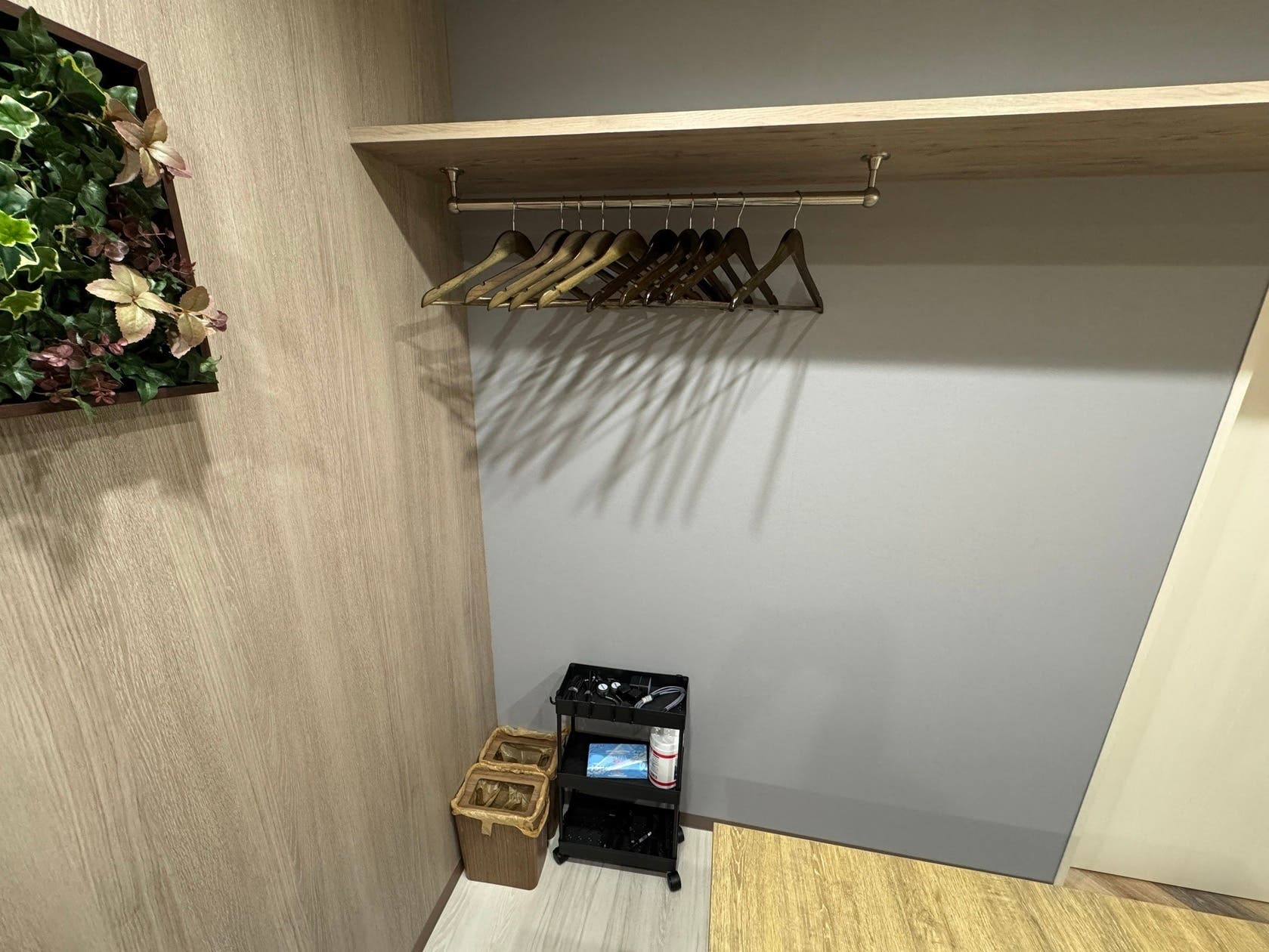 【カフェ風会議室】飲食物持込OK、ゴミ処理無料✨コピー10枚,WiFi,プロジェクター無料🎥長時間利用はドリンクサービス有🥤の写真13