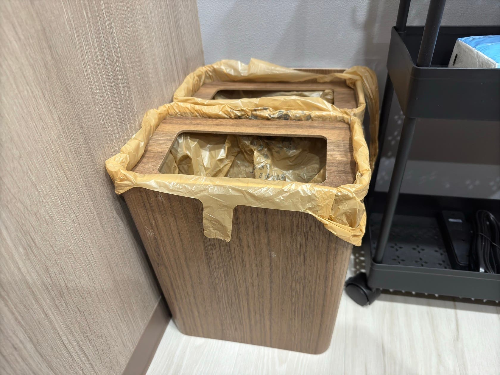 【カフェ風会議室】飲食物持込OK、ゴミ処理無料✨コピー10枚,WiFi,プロジェクター無料🎥長時間利用はドリンクサービス有🥤の写真25