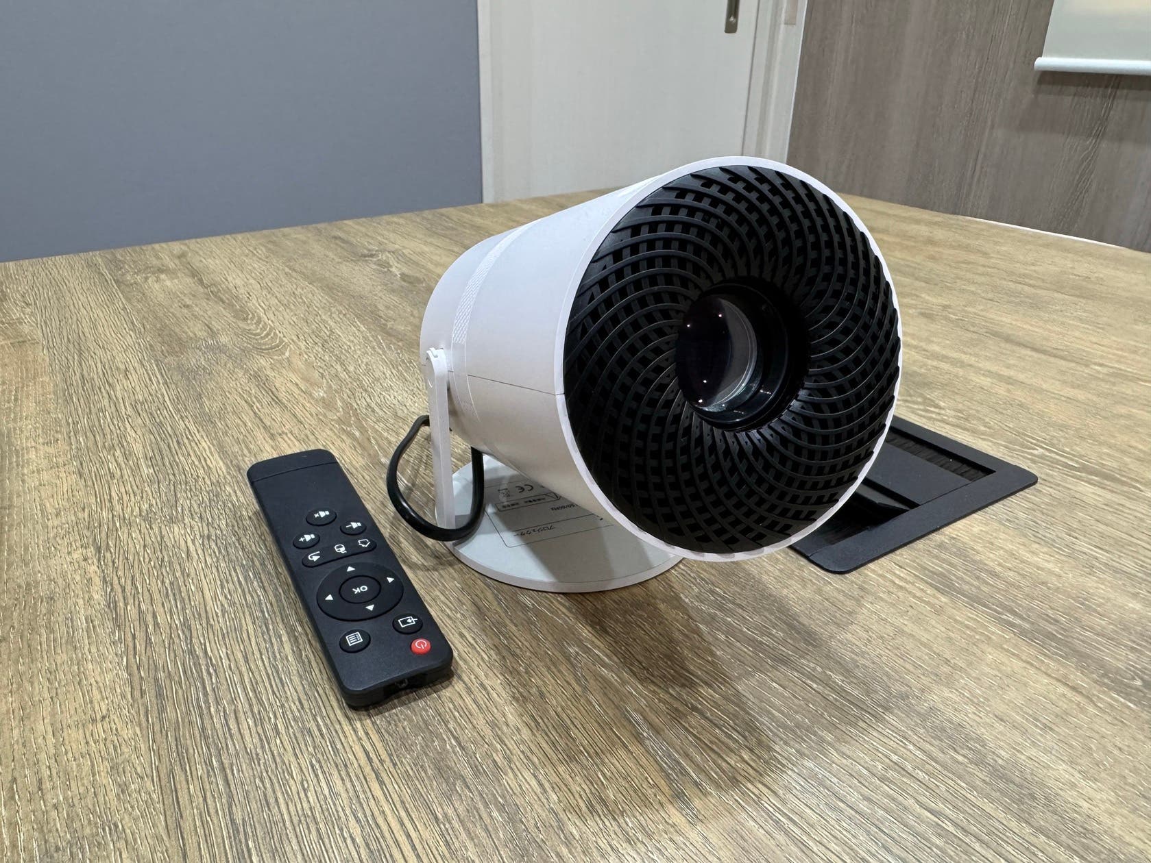 【カフェ風会議室】飲食物持込OK、ゴミ処理無料✨コピー10枚,WiFi,プロジェクター無料🎥長時間利用はドリンクサービス有🥤の写真19