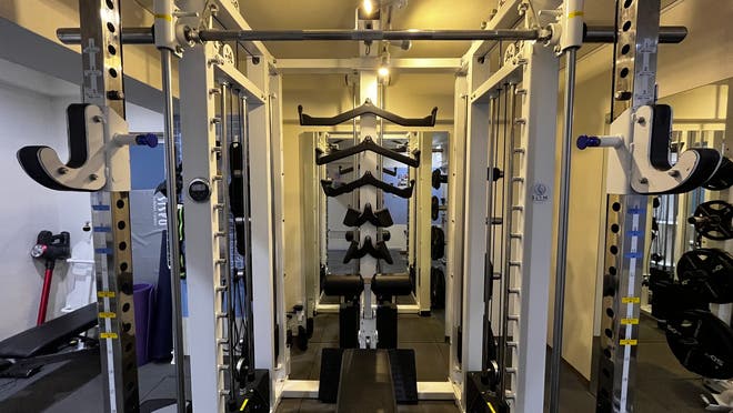 《御茶ノ水駅徒歩5分》完全個室レンタルジム 5in1ラック/ダンベル40kg 『SLIM FITNESS 御茶ノ水店💪』の写真4