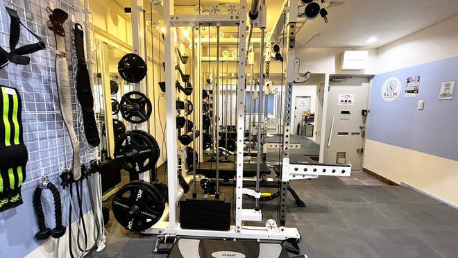 《御茶ノ水駅徒歩5分》完全個室レンタルジム 5in1ラック/ダンベル40kg 『SLIM FITNESS 御茶ノ水店💪』の写真3