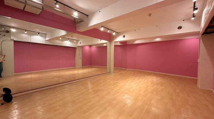 立川駅から徒歩5分のダンスレンタルスタジオの写真1
