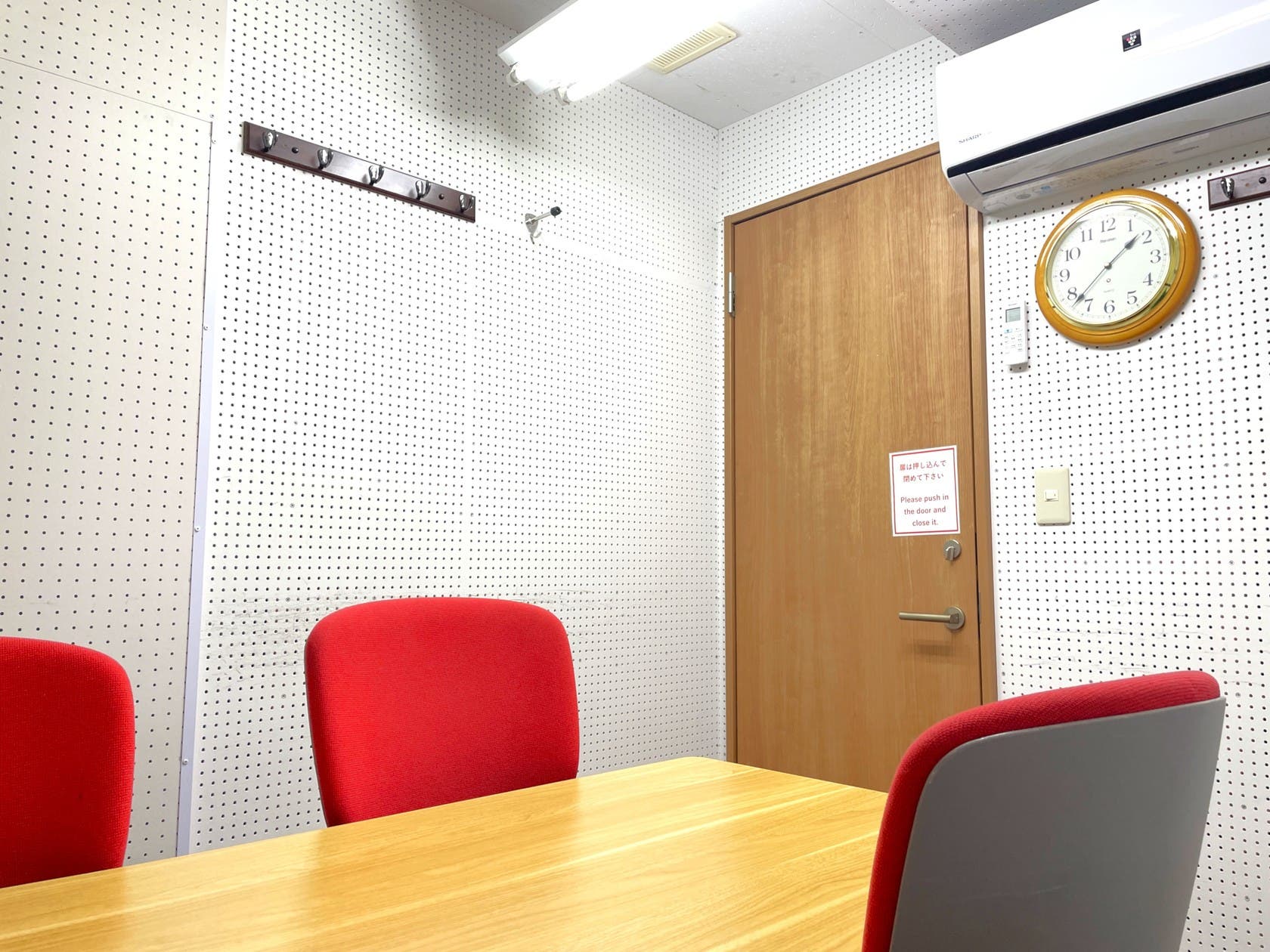 たまプラ駅徒歩4分【Eルーム】　テレワーク･Web面接、配信･カウンセリングに最適!!　定期利用可!【HALレンタルスペース】の写真4