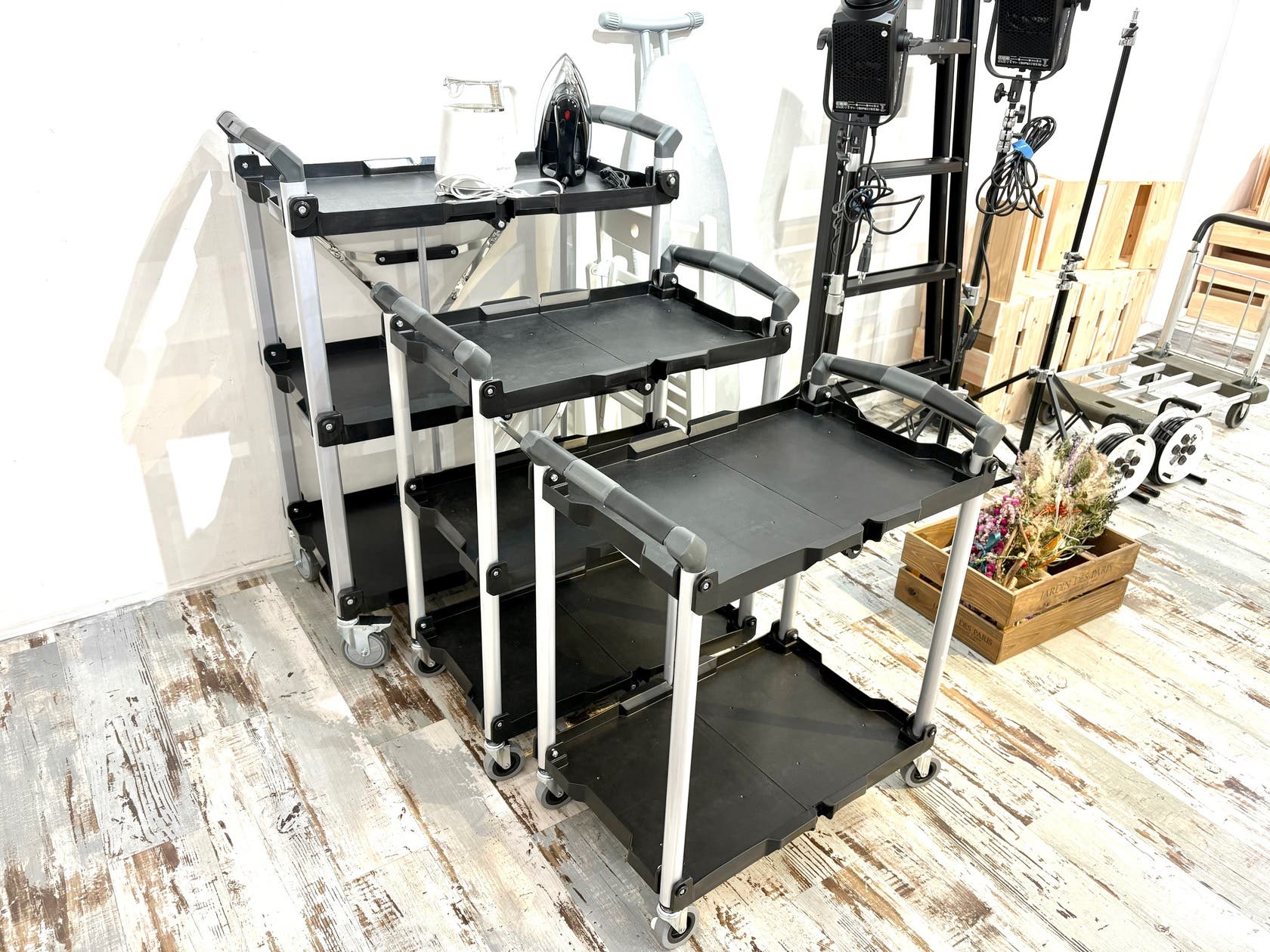 クリスマスOK🎄1号店 窓5m自然光◎｜新宿西口駅2分/JR新宿駅7分｜機材無料◎撮影スタジオ｜土足！エレベーター有｜90平米の写真16