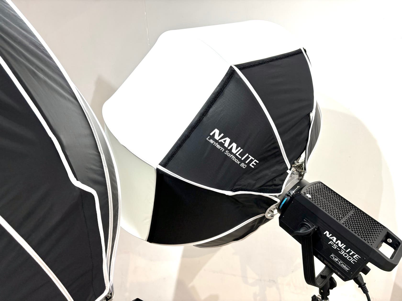 クリスマスOK🎄1号店 窓5m自然光◎｜新宿西口駅2分/JR新宿駅7分｜機材無料◎撮影スタジオ｜土足！エレベーター有｜90平米の写真21