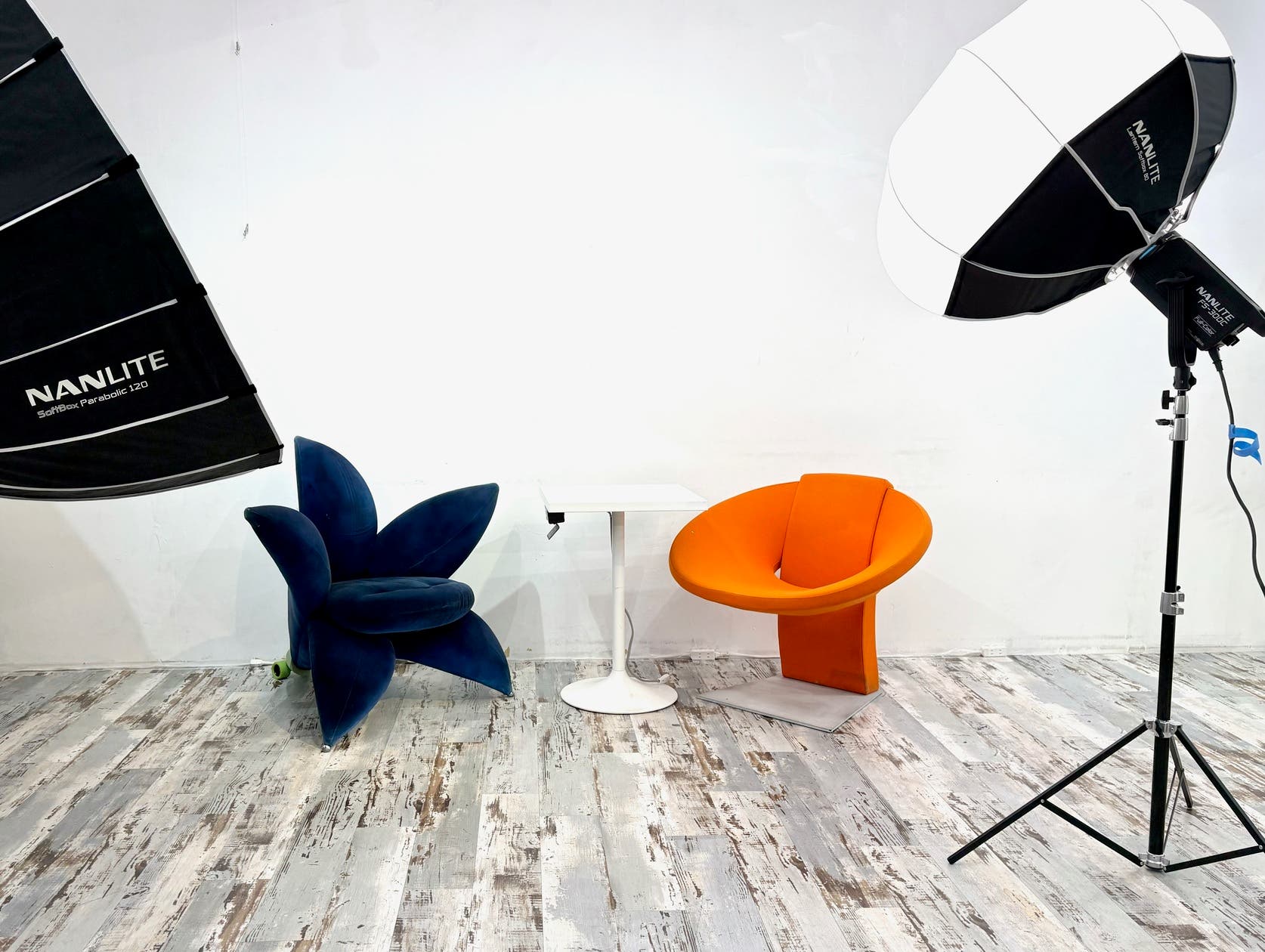 クリスマスOK🎄1号店 窓5m自然光◎｜新宿西口駅2分/JR新宿駅7分｜機材無料◎撮影スタジオ｜土足！エレベーター有｜90平米の写真8