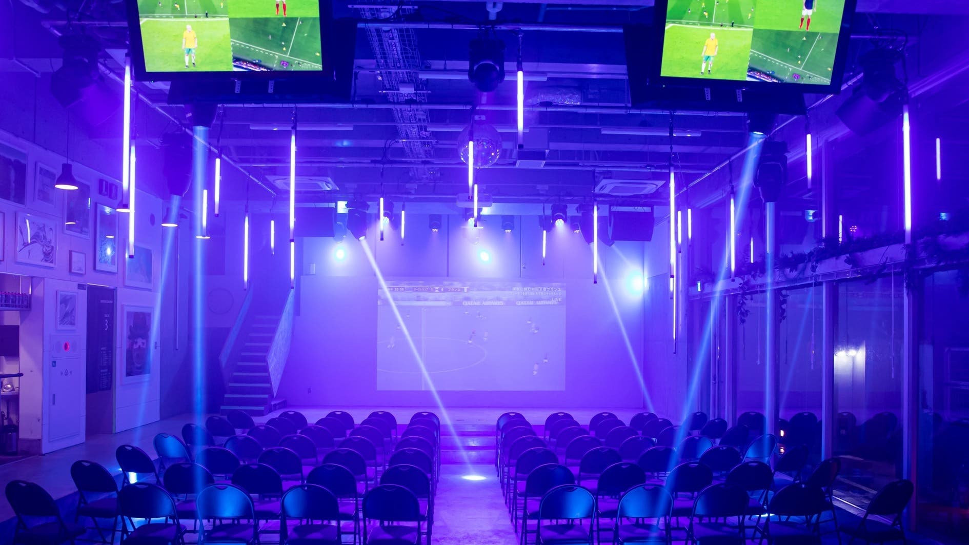 ～フォーマルな研修やセミナーから煌びやかな宴会まで、一気通貫で開催できる「駅前」＆「ハイブリッド」なイベントホール。の写真19