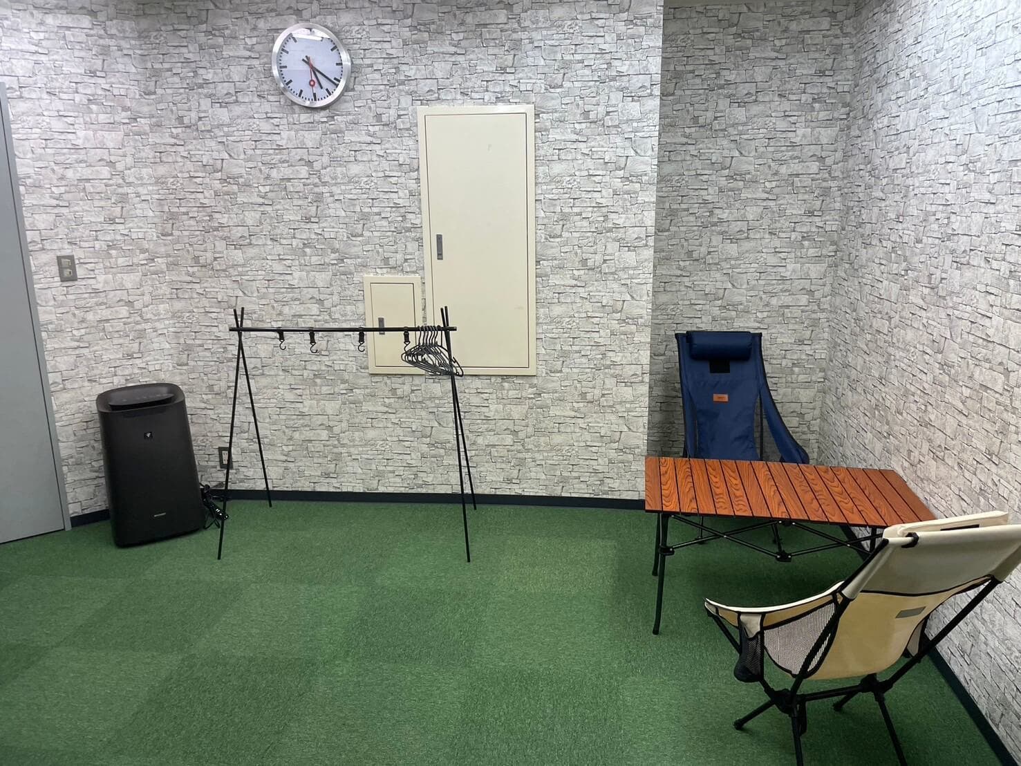 3周年記念30%OFF！5名個室が1時間700円！24時間営業！山梨県富士吉田市に所在し、都心から1時間30分とアクセス良好！の写真5