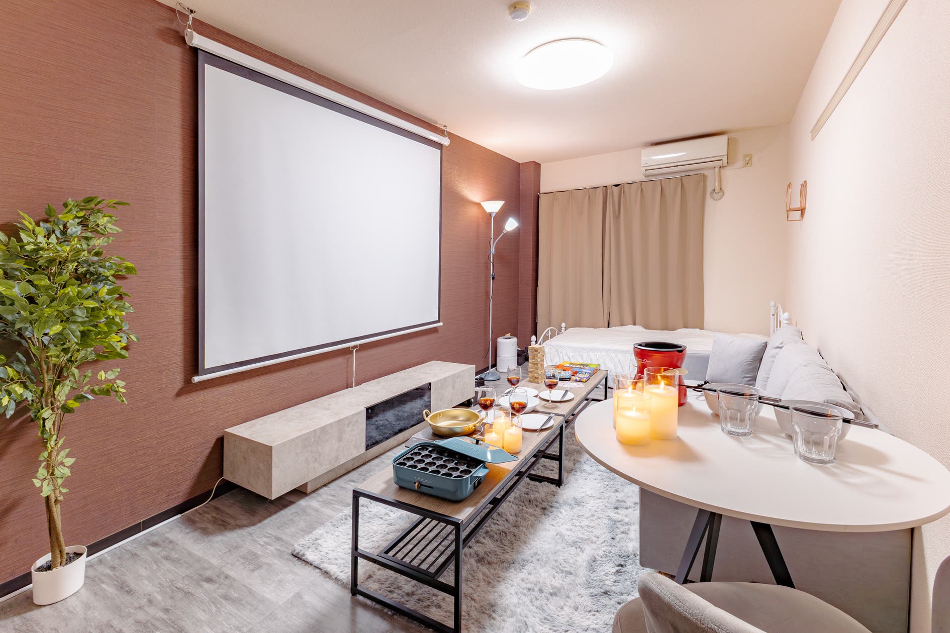 【オープン記念🉐今だけ🈹半額 🉐なんば駅目の前】🚶推し活🫶VOD見放題🎬誕生日会🍰大人気ルーム🎮の写真9