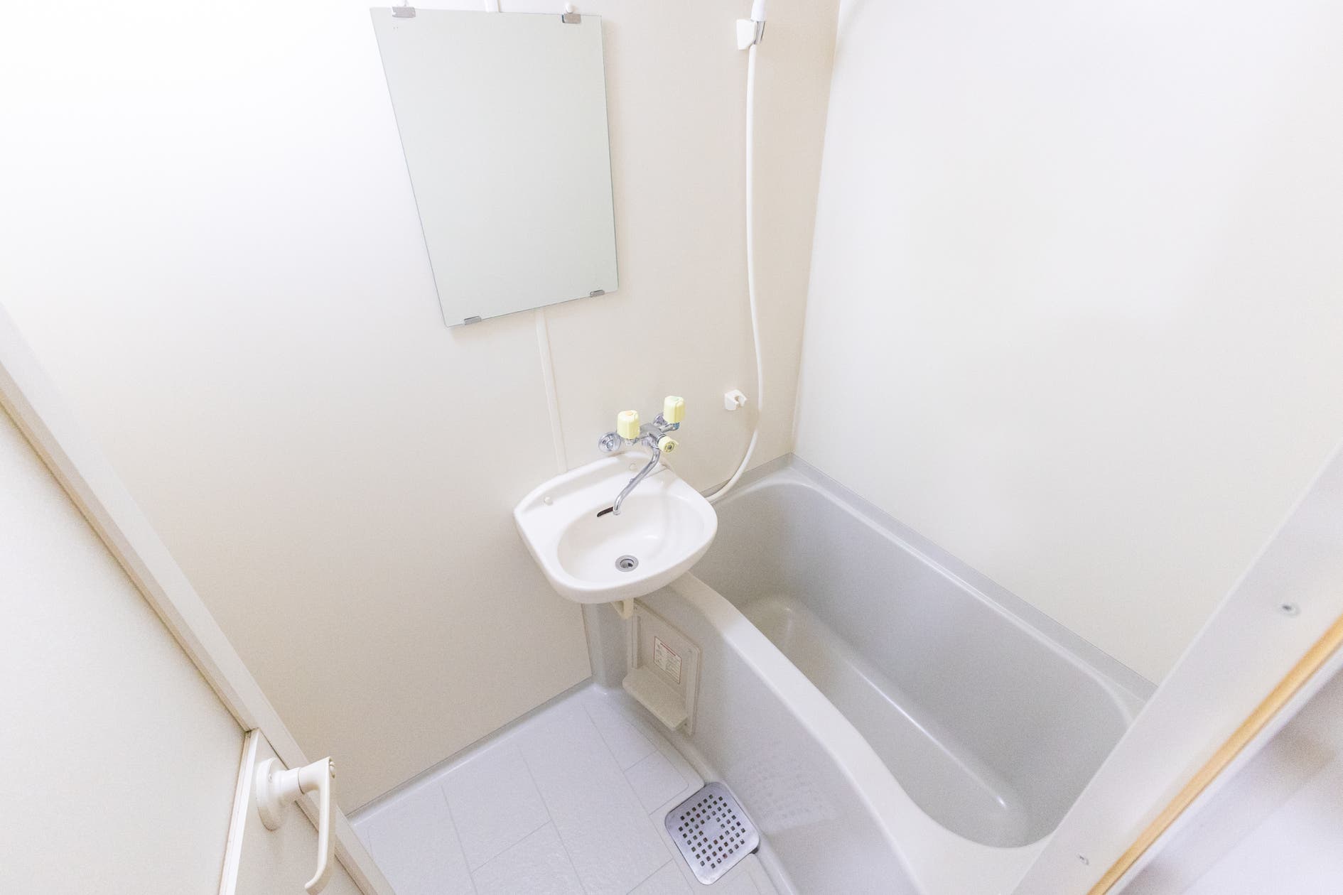 【オープン記念🉐今だけ🈹半額 🉐なんば駅目の前】🚶推し活🫶VOD見放題🎬誕生日会🍰大人気ルーム🎮の写真28