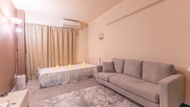 【オープン記念🉐今だけ🈹半額 🉐なんば駅目の前】🚶推し活🫶VOD見放題🎬誕生日会🍰大人気ルーム🎮の写真4