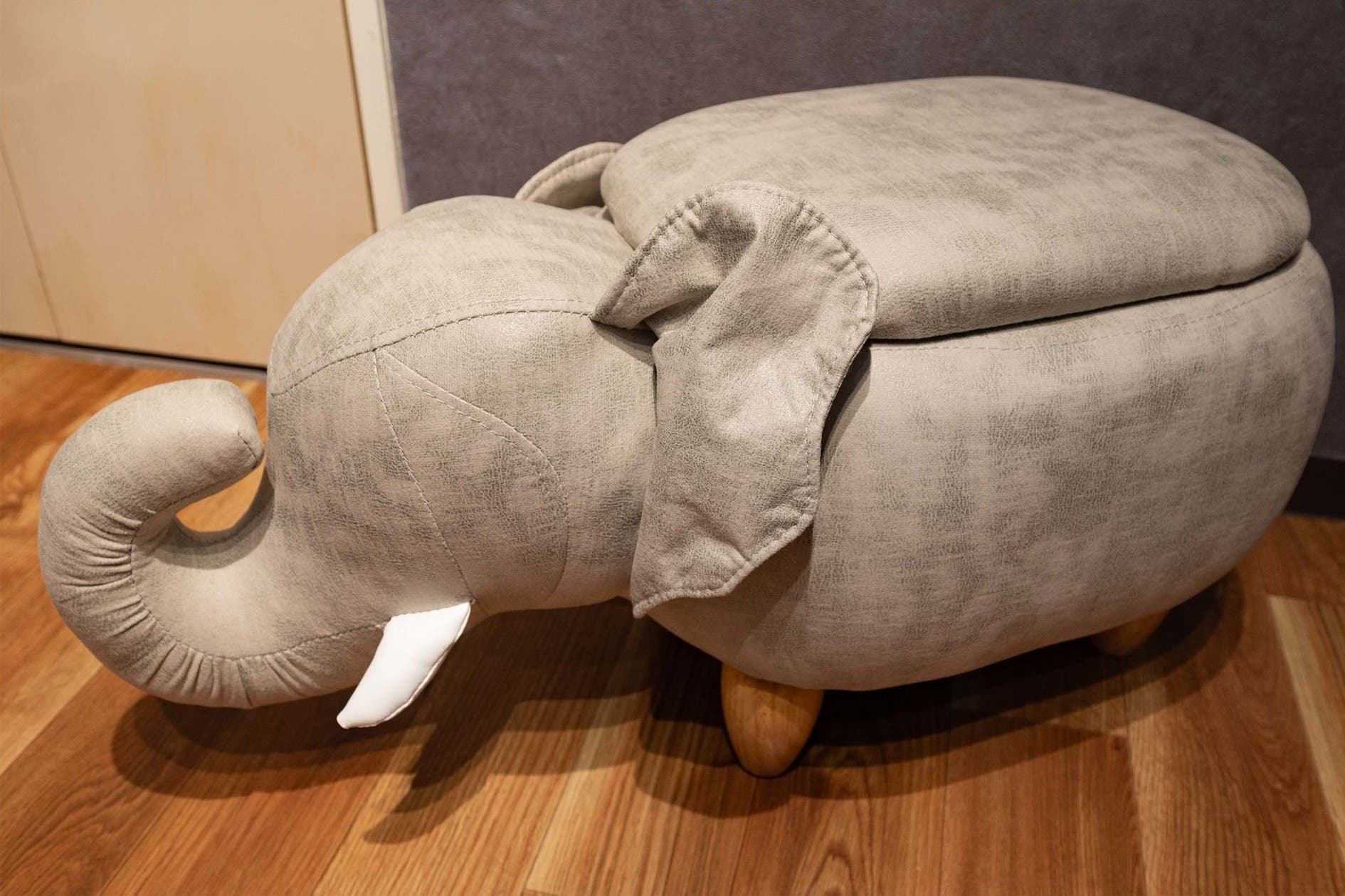 プライベートシアター柏📺75㌅巨大テレビ📺5.1chシアターサラウンド🔈映画鑑賞🎬ライブ鑑賞💿推し活🎤ゲーム🎮などの写真14