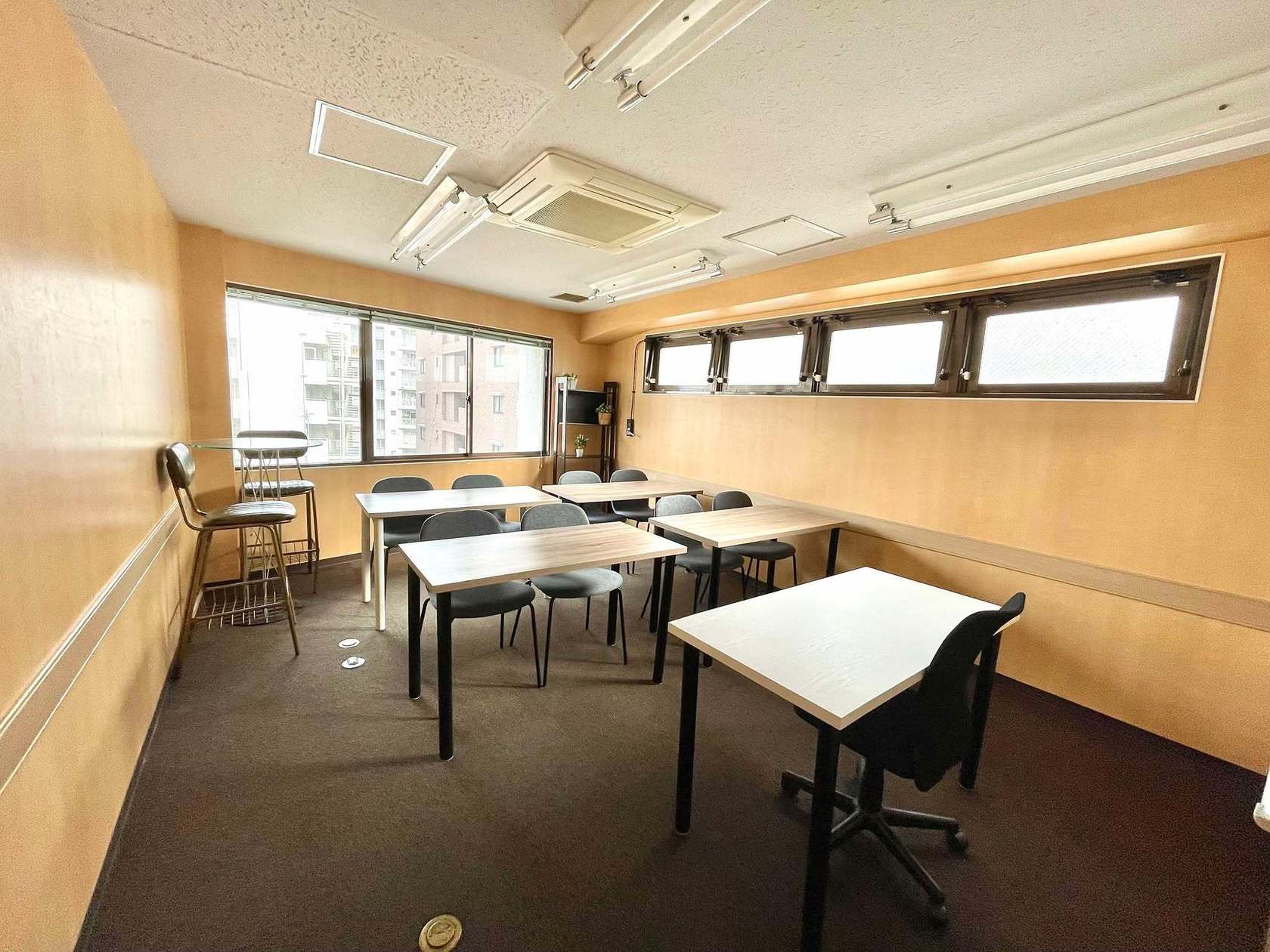 大塚駅北口徒歩3分　1人〜15人向け  会議室A🧑‍🏫の写真15