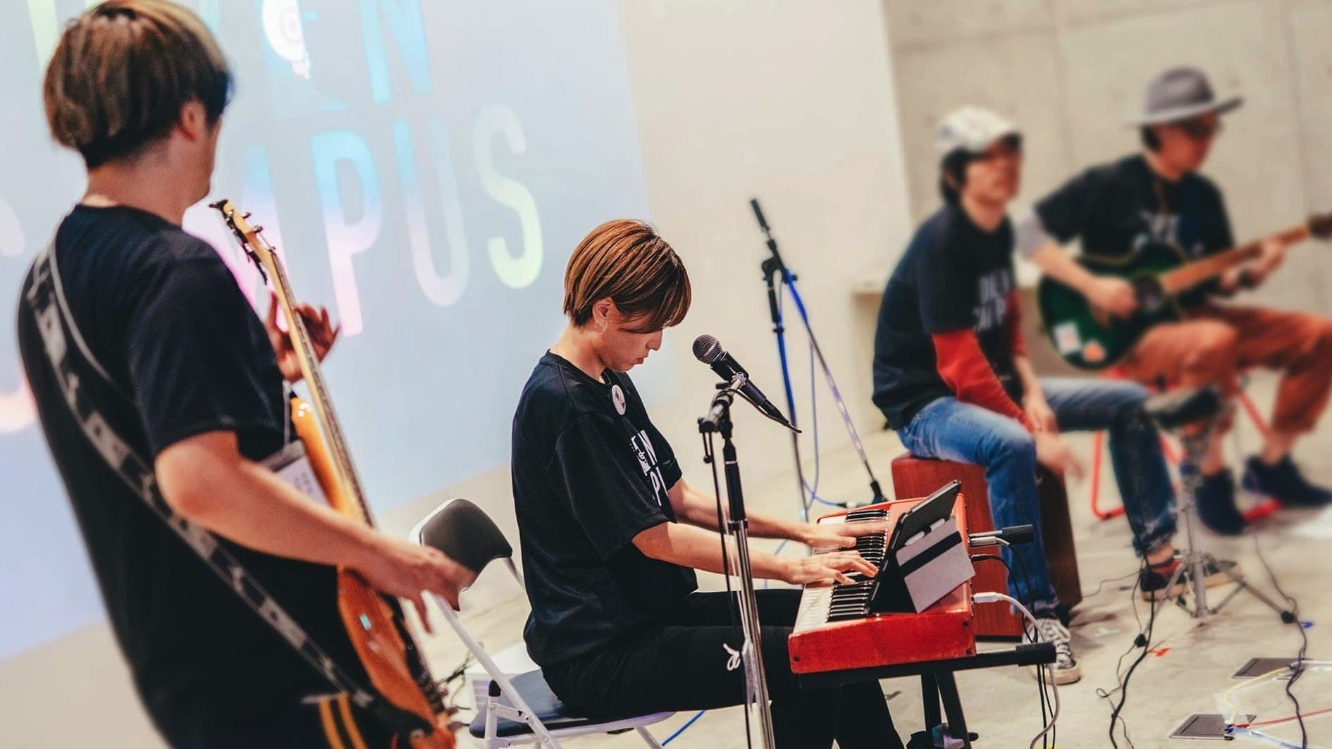 ～フォーマルな研修やセミナーから煌びやかな宴会まで、一気通貫で開催できる「駅前」＆「ハイブリッド」なイベントホール。の写真22