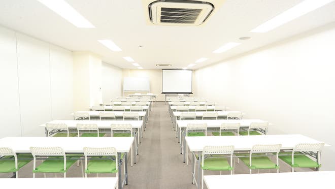 【仙台駅から徒歩4分】仙台あおば通り333店 B会議室【マイク・プロジェクター・モニターなど設備豊富】の写真1