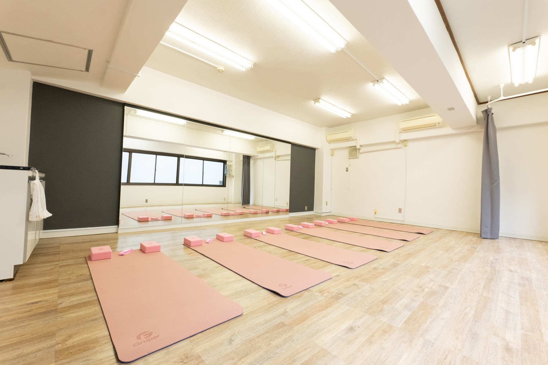 【新橋駅4分、内幸町駅1分】☆ジャンプOK☆ダンス・ヨガなどにおすすめ/1日1回スタッフ完全清掃のスタジオの写真5