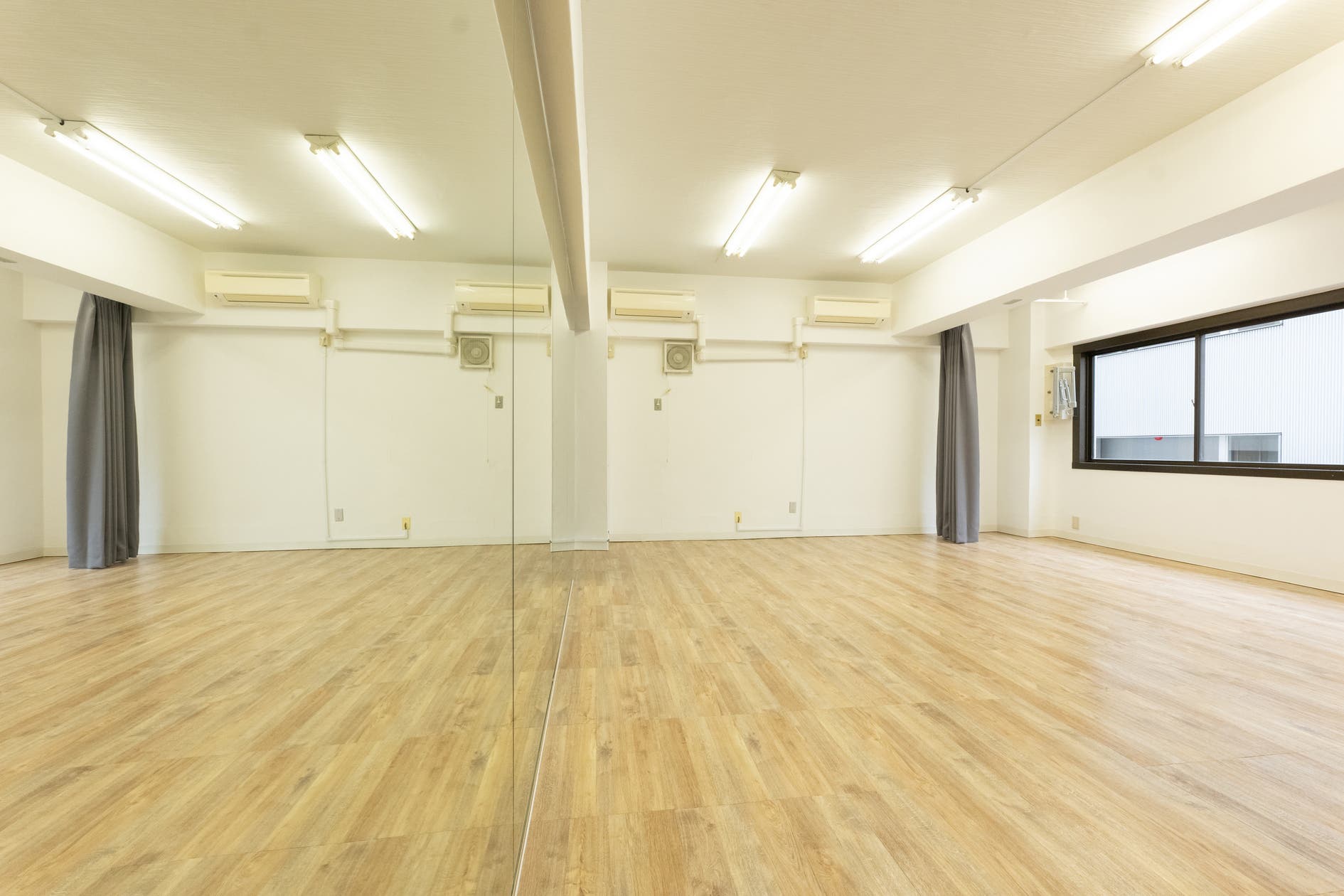 【新橋駅4分、内幸町駅1分】☆ジャンプOK☆ダンス・ヨガなどにおすすめ/1日1回スタッフ完全清掃のスタジオの写真28