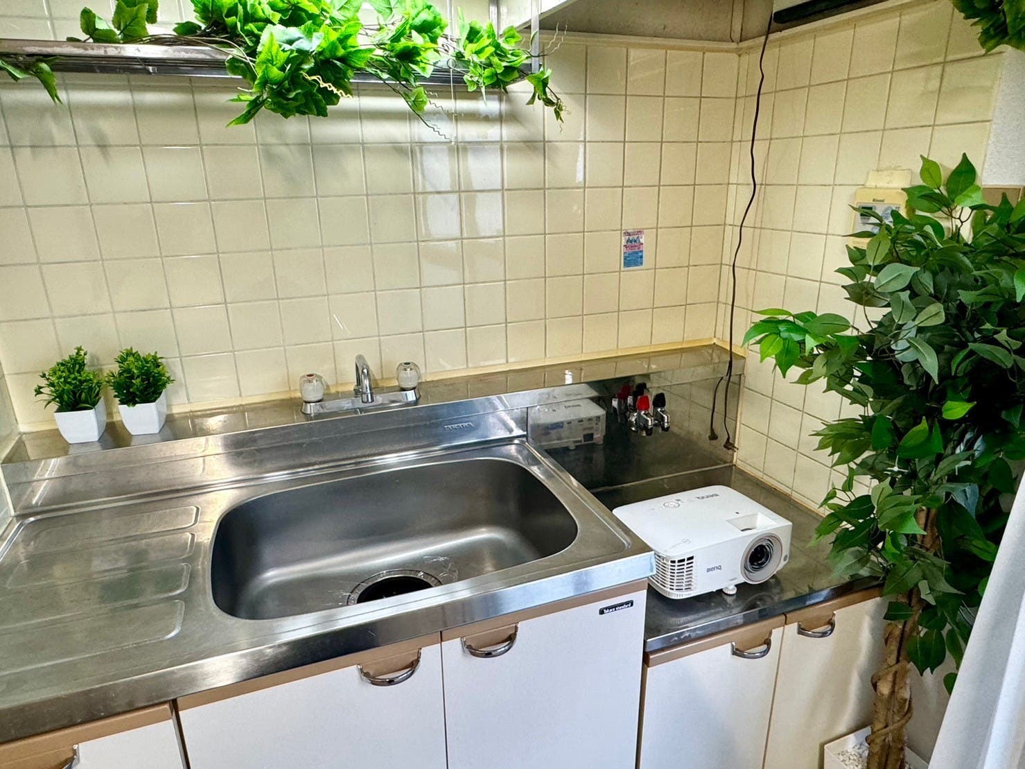 【Biz】2024.12 NEWOPEN🎉24h/飲食OK/名古屋駅徒歩2分✨/最大14名/明るい/光Wi-Fi/設備無料の写真6