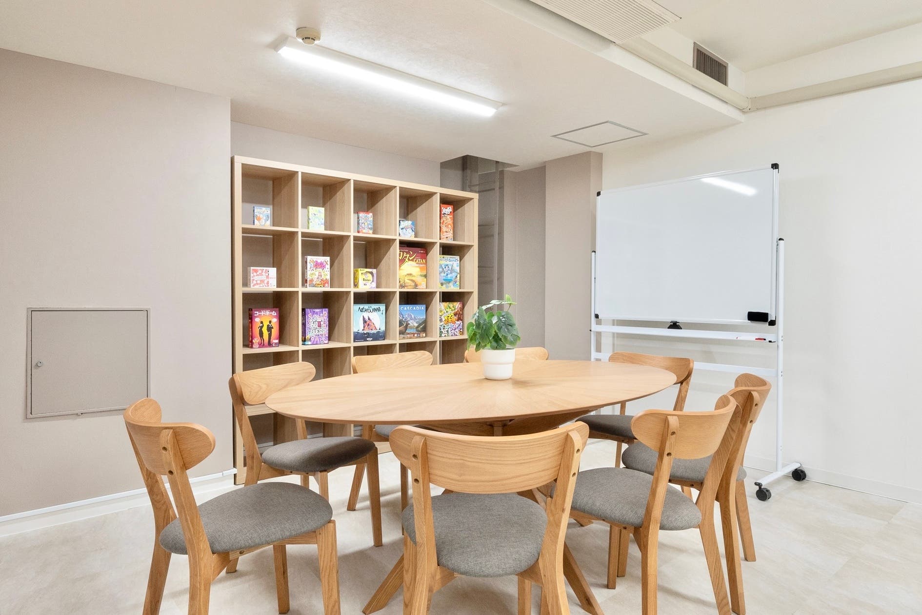 秋葉原駅3分岩本町駅1分🚃最大30名着席🎉30種類以上のボドゲ♪100㌅大型スクリーン🎬懇親会/イベント利用に🎤の写真11