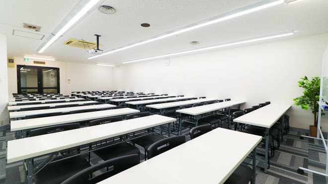 【梅田駅地下直結で最高の立地!大阪駅前第1ビル!80名】プロジェクター・WiFi全て無料!ふれあい貸し会議室 梅田No127の写真5