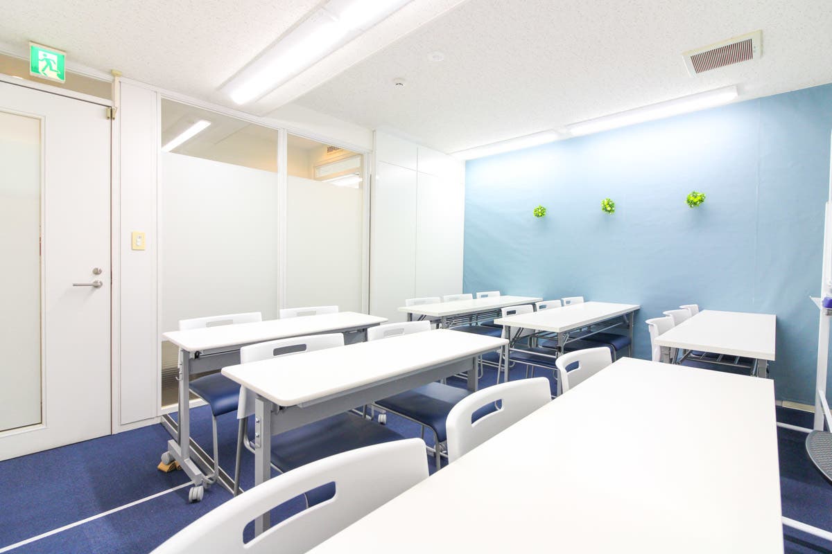 【天神駅出口徒歩2分！16名！】40インチ大型モニター・10Gbps光回線・WiFi全て無料！ふれあい貸し会議室 天神No131の写真5