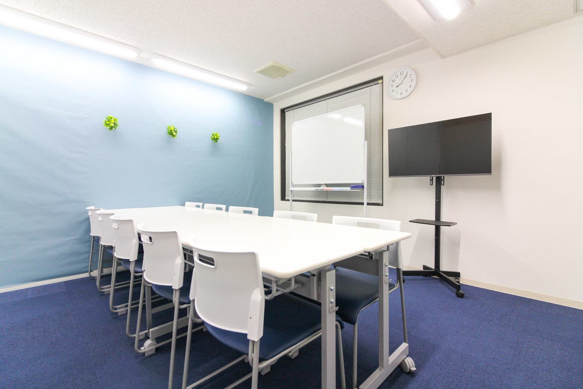 【天神駅出口徒歩2分！16名！】40インチ大型モニター・10Gbps光回線・WiFi全て無料！ふれあい貸し会議室 天神No131の写真6