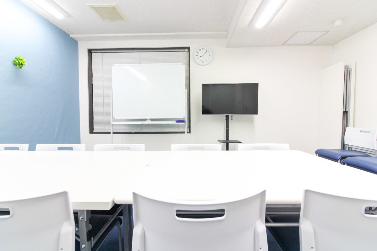 【天神駅出口徒歩2分！16名！】40インチ大型モニター・10Gbps光回線・WiFi全て無料！ふれあい貸し会議室 天神No131の写真7