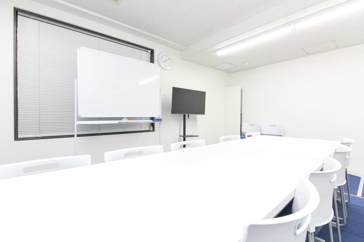 【天神駅出口徒歩2分！16名！】40インチ大型モニター・10Gbps光回線・WiFi全て無料！ふれあい貸し会議室 天神No131の写真10