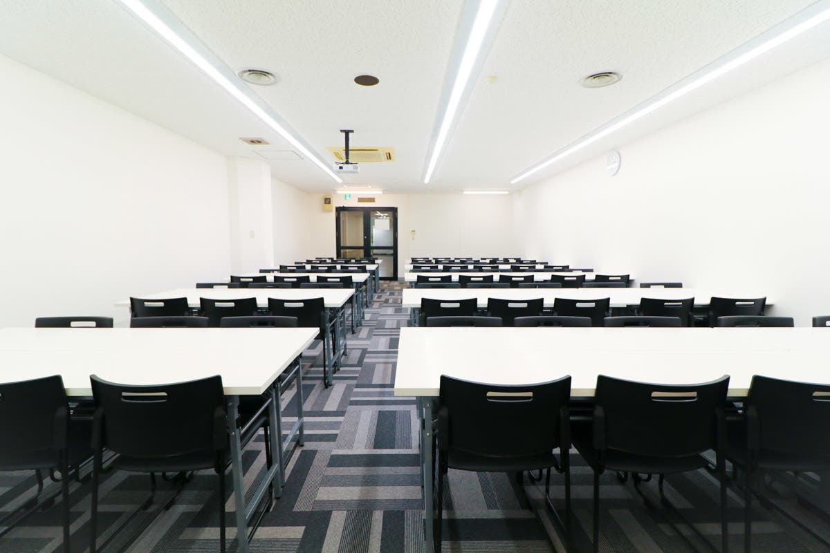 【梅田駅地下直結で最高の立地！大阪駅前第１ビル！80名】プロジェクター・WiFi全て無料！ふれあい貸し会議室 梅田No127の写真12