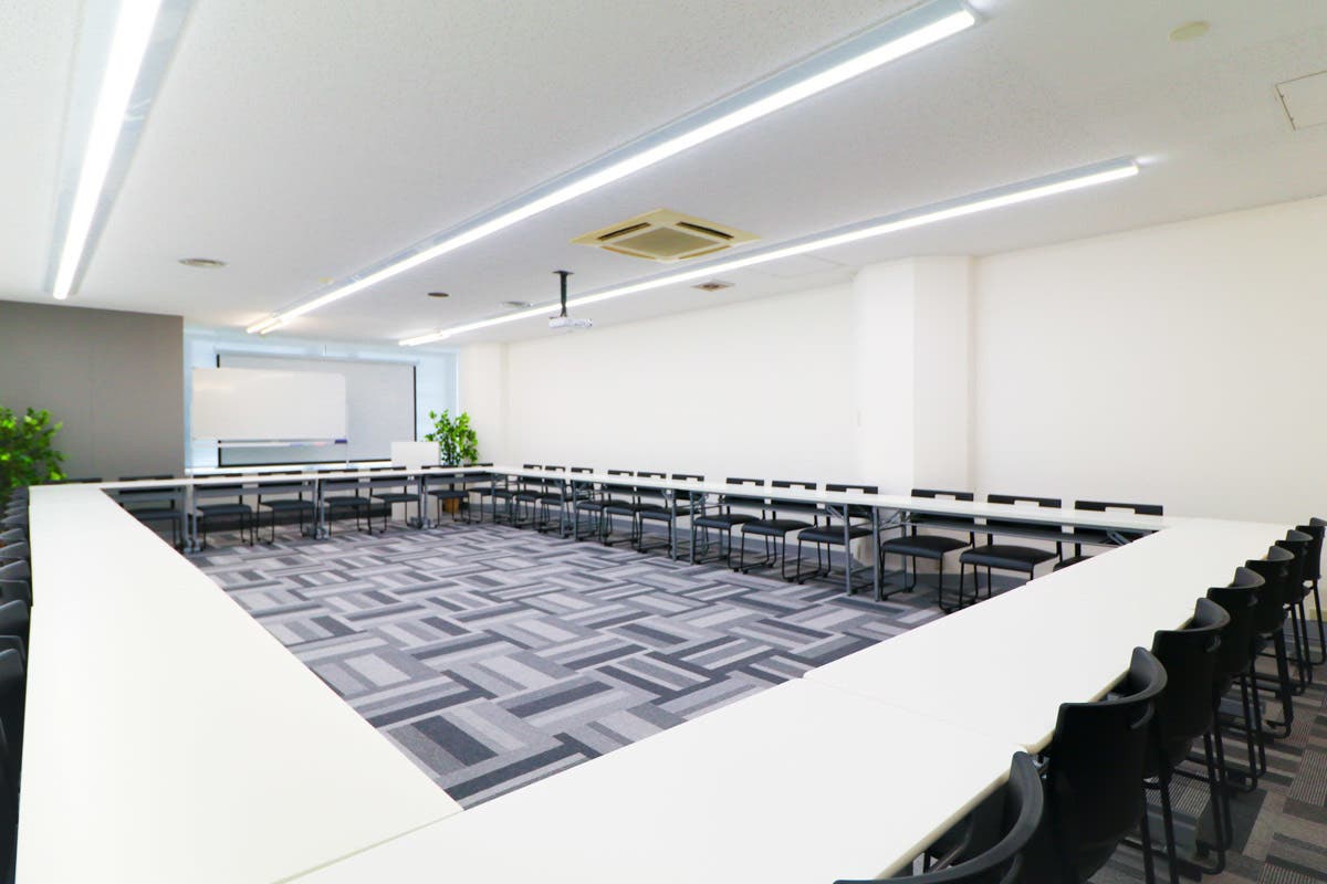 【梅田駅地下直結で最高の立地！大阪駅前第１ビル！80名】プロジェクター・WiFi全て無料！ふれあい貸し会議室 梅田No127の写真14