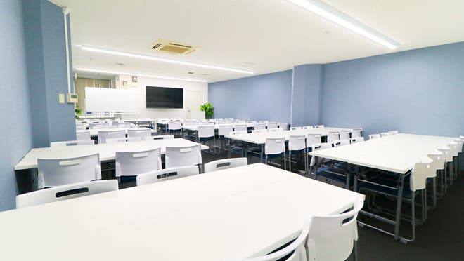 【梅田駅地下直結で最高の立地!大阪駅前第1ビル!80名】75型モニター・WiFi全て無料!ふれあい貸し会議室 梅田No128の写真8