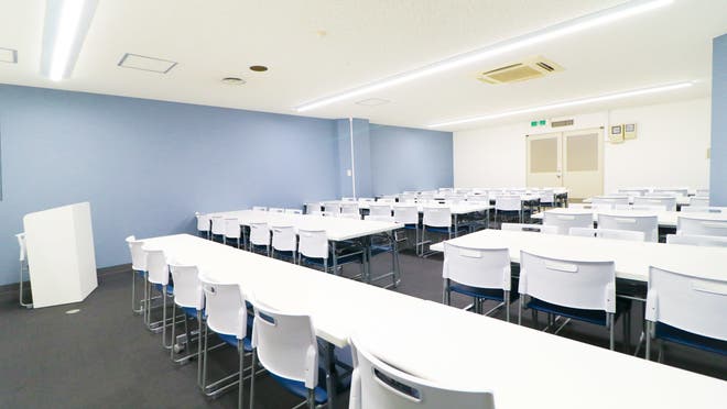 【梅田駅地下直結で最高の立地!大阪駅前第1ビル!80名】75型モニター・WiFi全て無料!ふれあい貸し会議室 梅田No128の写真10