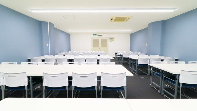 【梅田駅地下直結で最高の立地!大阪駅前第1ビル!80名】75型モニター・WiFi全て無料!ふれあい貸し会議室 梅田No128の写真11