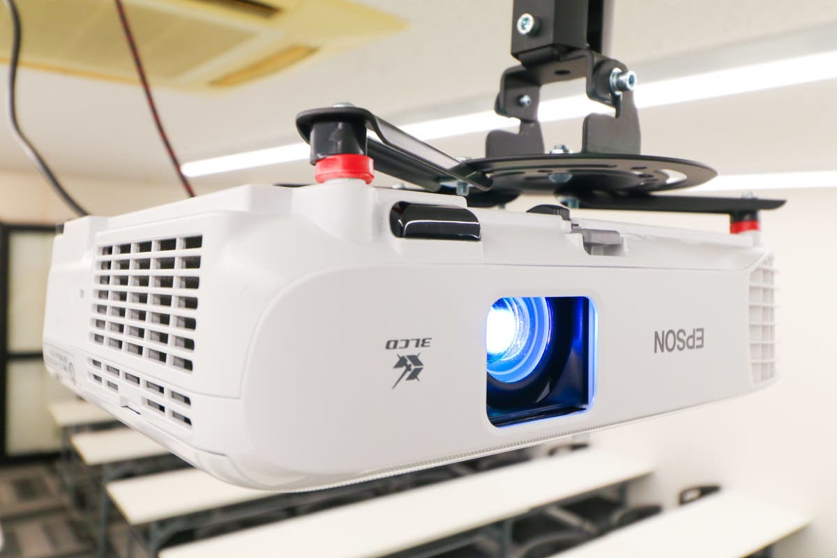 【梅田駅地下直結で最高の立地！大阪駅前第１ビル！80名】プロジェクター・WiFi全て無料！ふれあい貸し会議室 梅田No127の写真26