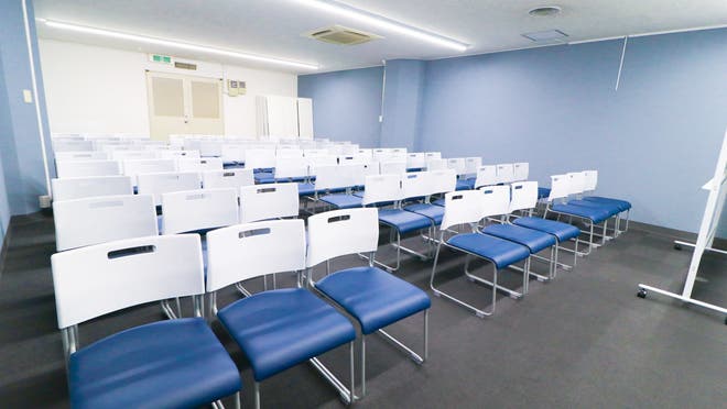 【梅田駅地下直結で最高の立地!大阪駅前第1ビル!80名】75型モニター・WiFi全て無料!ふれあい貸し会議室 梅田No128の写真21