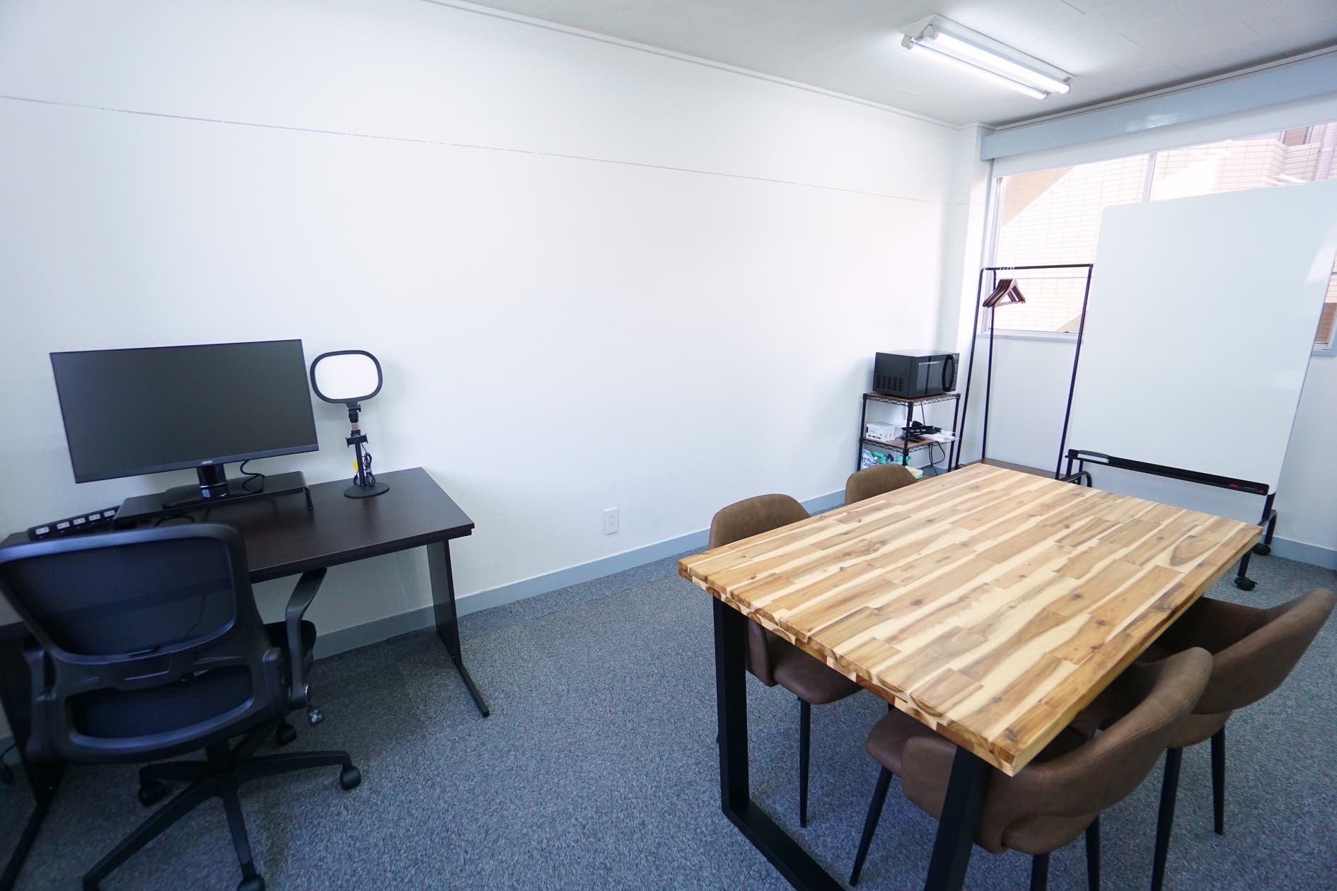 ＜ミニマルオフィス新宿＞便利な新宿駅近く🚃高速光回線Wi-Fi📶テレワーク/Zoom/会議/商談/面接の写真7