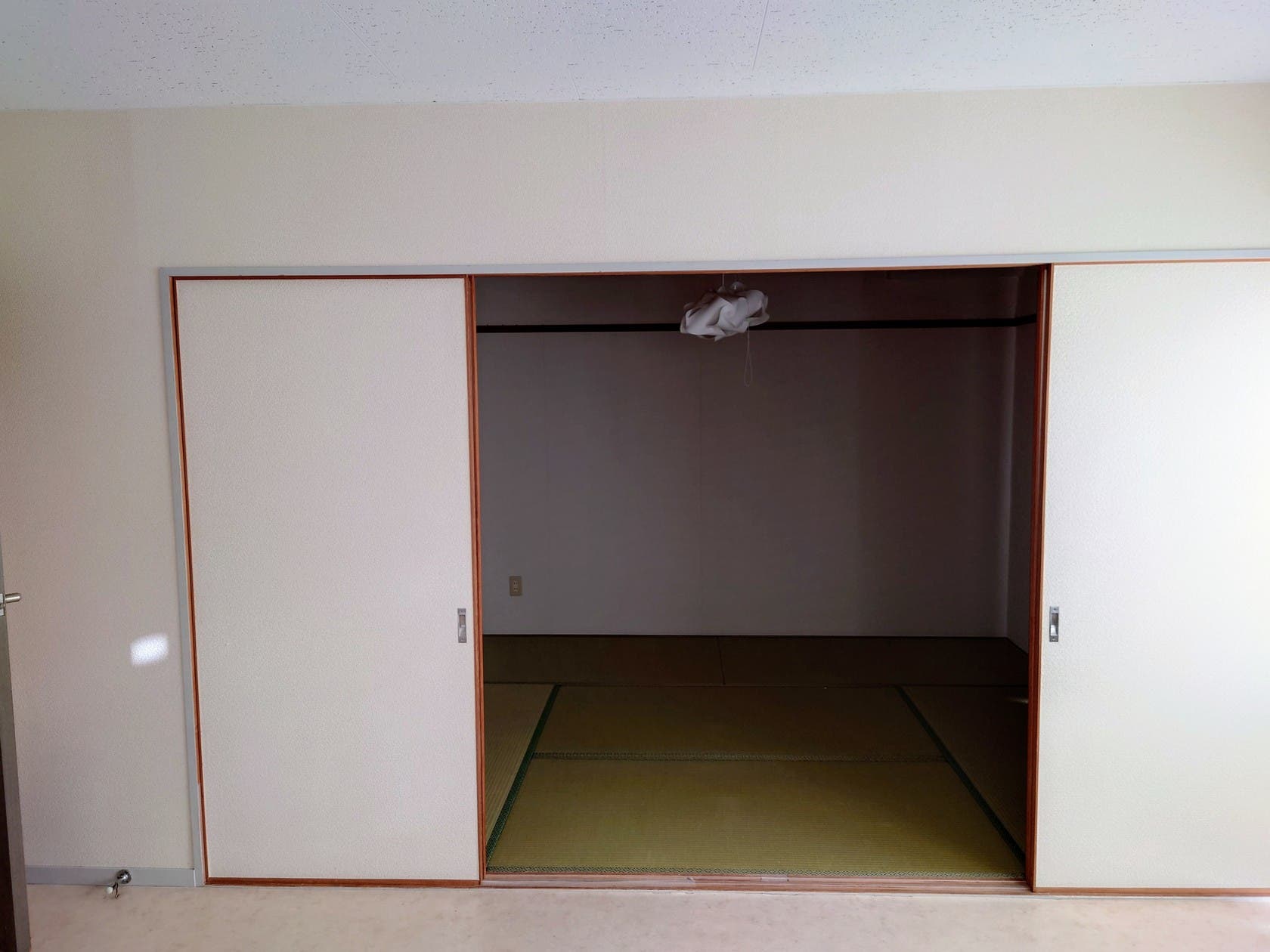 何も置いていないまっさらなお部屋　駐車場あり　緑区の写真8