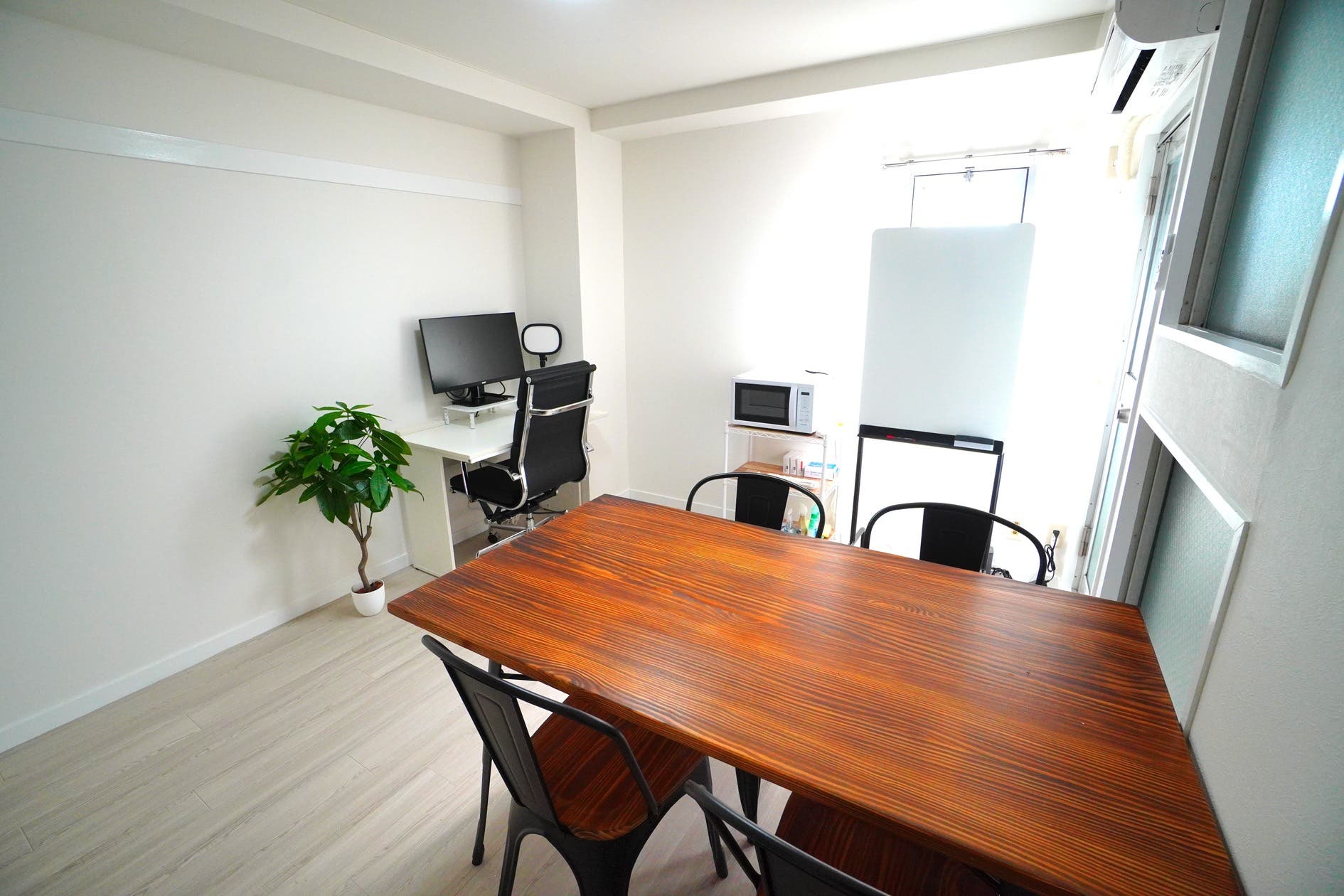 ＜ミニマルオフィス森ノ宮＞森ノ宮駅徒歩1分🚃Wi-Fi📶モニター🖥️テレワーク/Zoom/会議/商談/面接の写真7