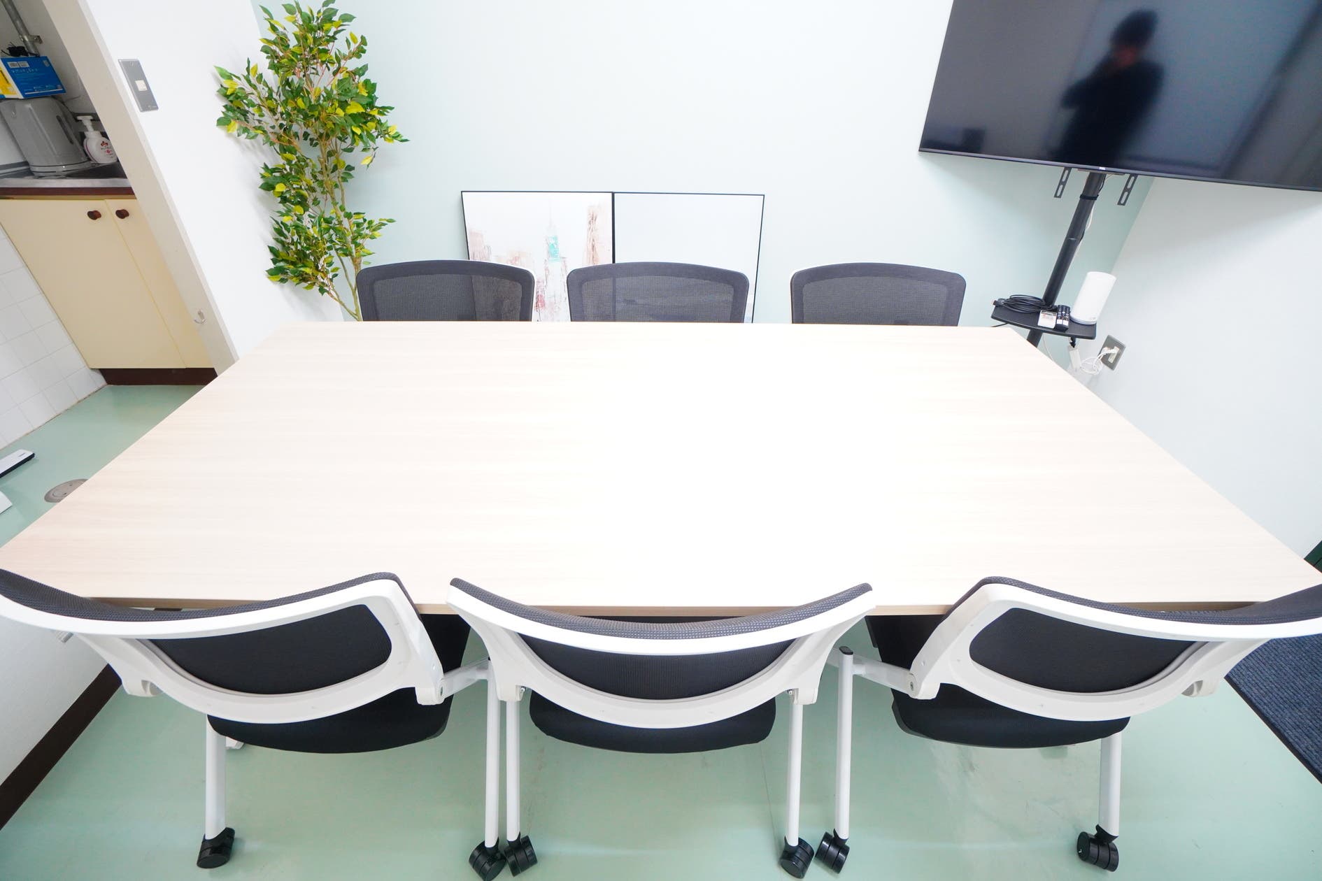 ＜テレワーク@南森町天満宮＞土足OK！天神橋商店街のビル１階🚃光回線Wi-Fi📶スマートテレビ📺会議/面接/テレワーク/Zoomの写真5