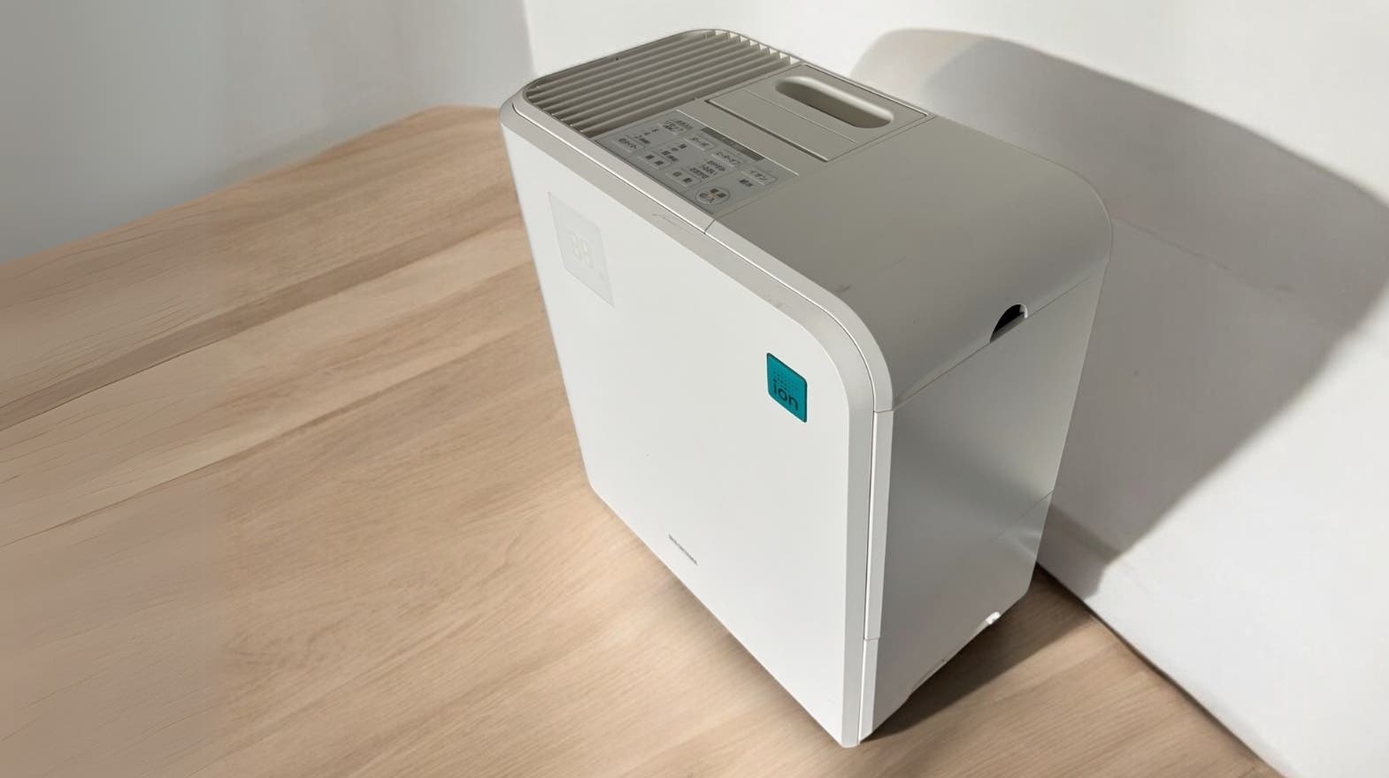 【駅近16名会議室】TVモニタ高速光WiFi完備1,990円/h｜8h13,280円パックの写真12